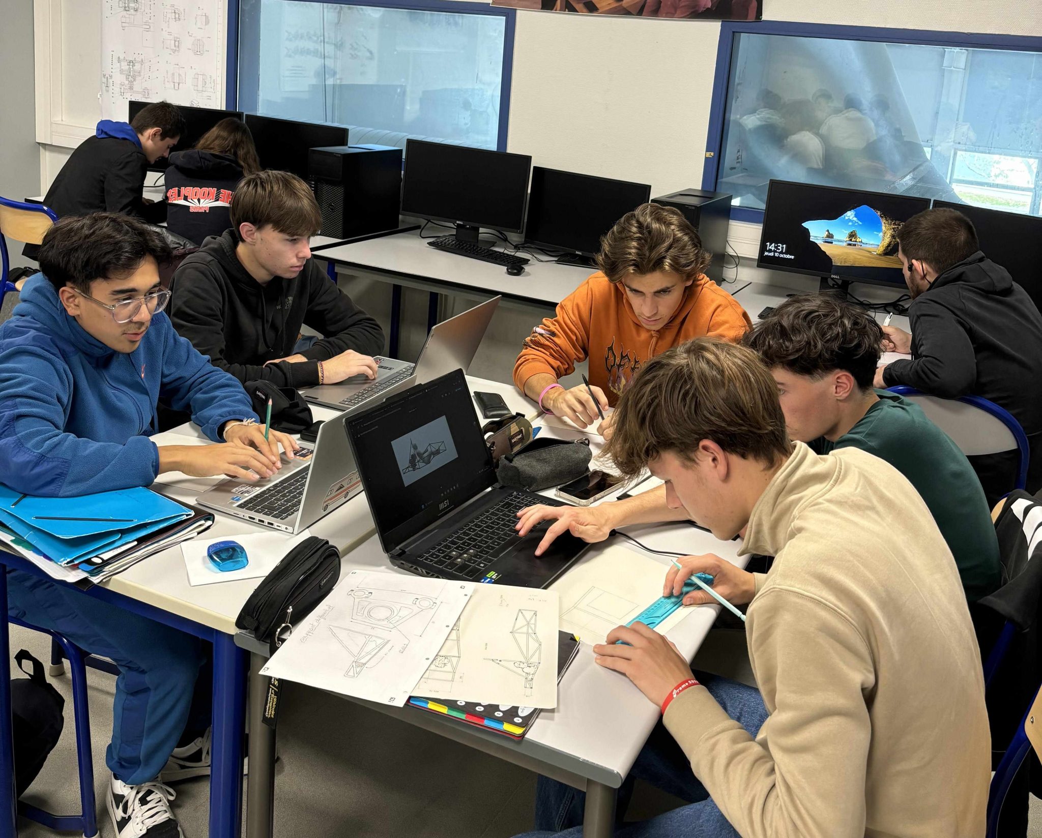 Formula Team : L'innovation au cœur de la compétition automobile | EIGSI école d'ingénieurs ...