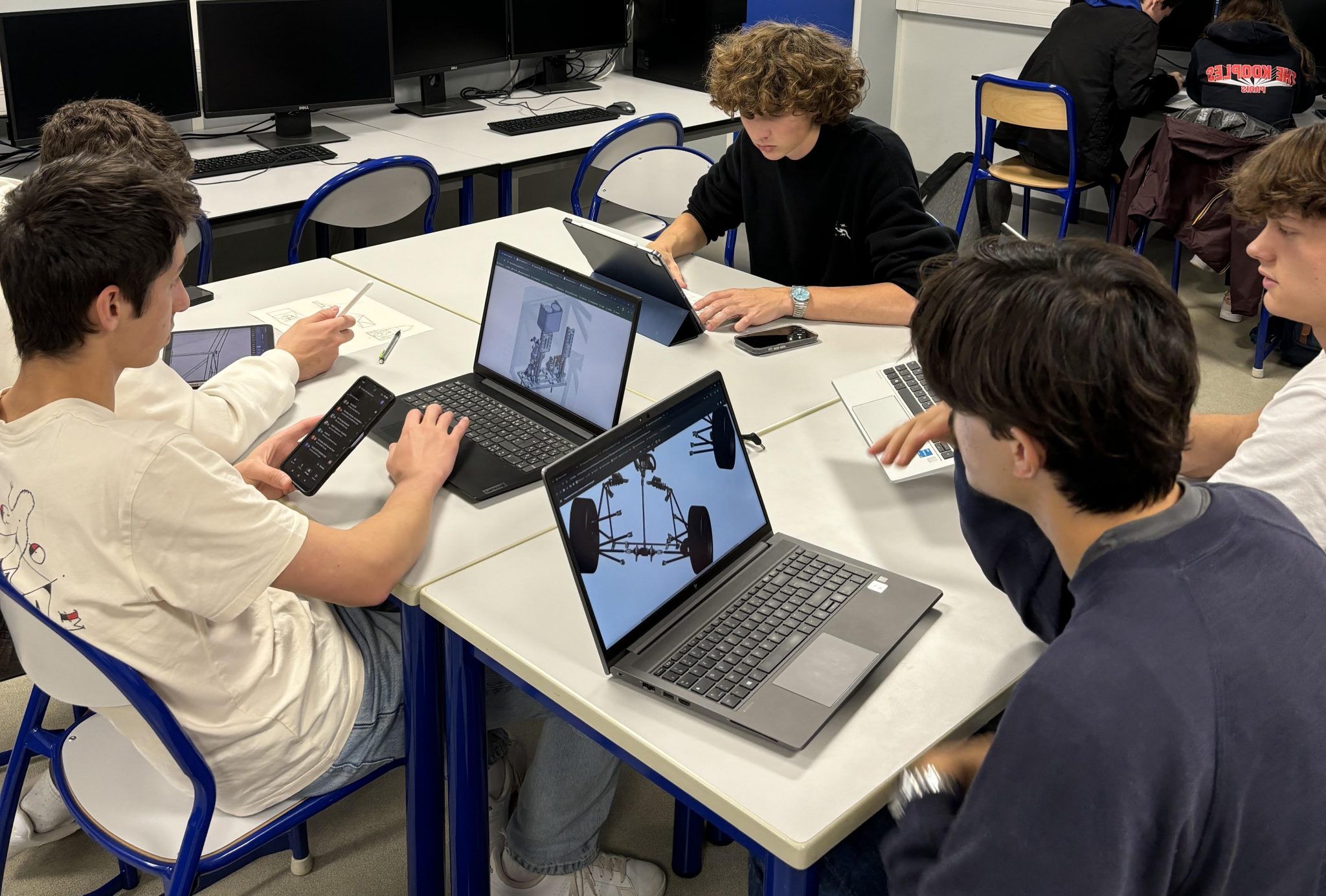 Formula Team : L'innovation au cœur de la compétition automobile | EIGSI école d'ingénieurs ...